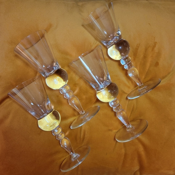 Kitchen | Vintage Set Of 4 Gorgeous Drinking Goblets | Poshmark